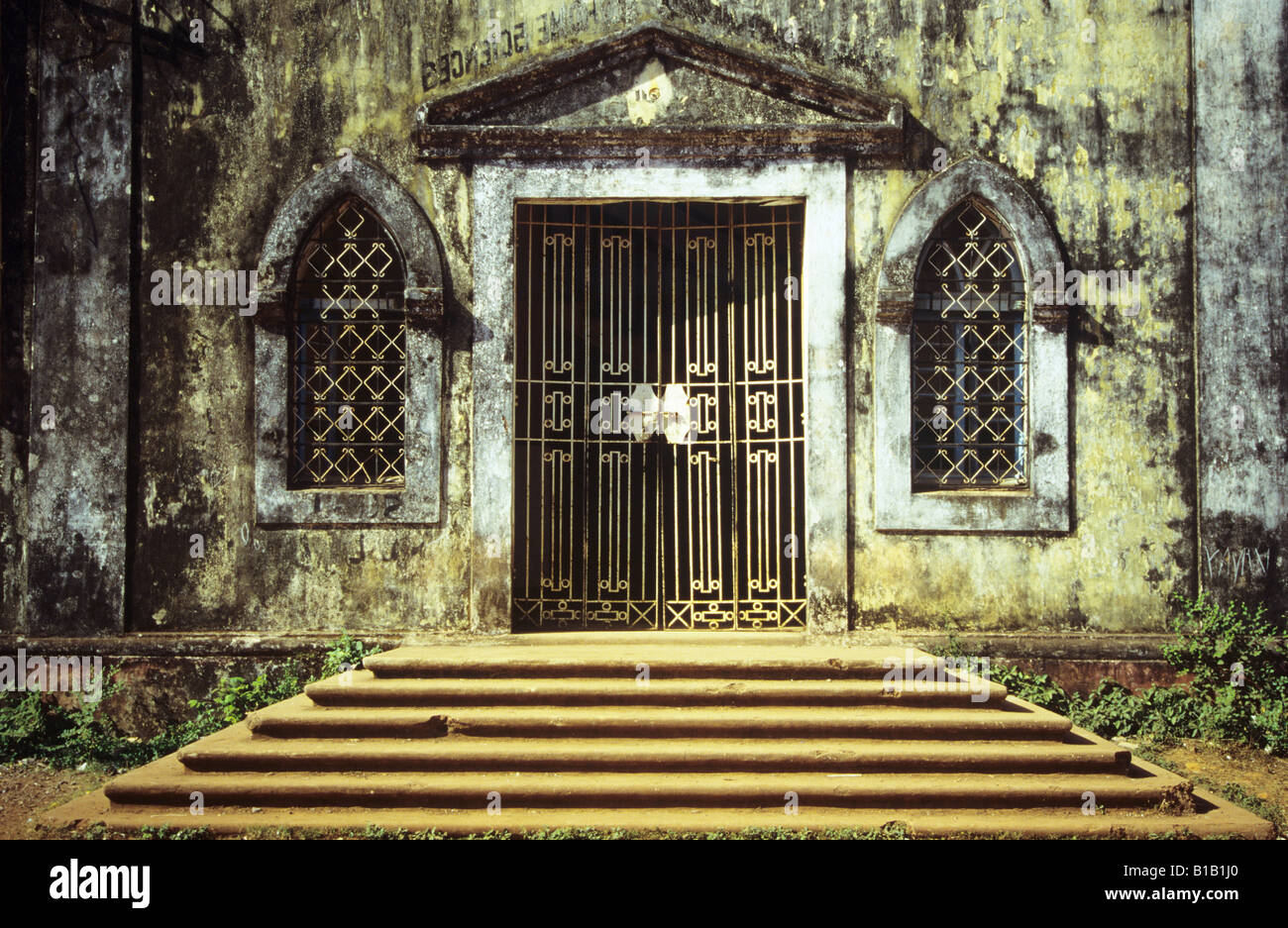India, Panjim-Goa, ancient building Stock Photo - Alamy