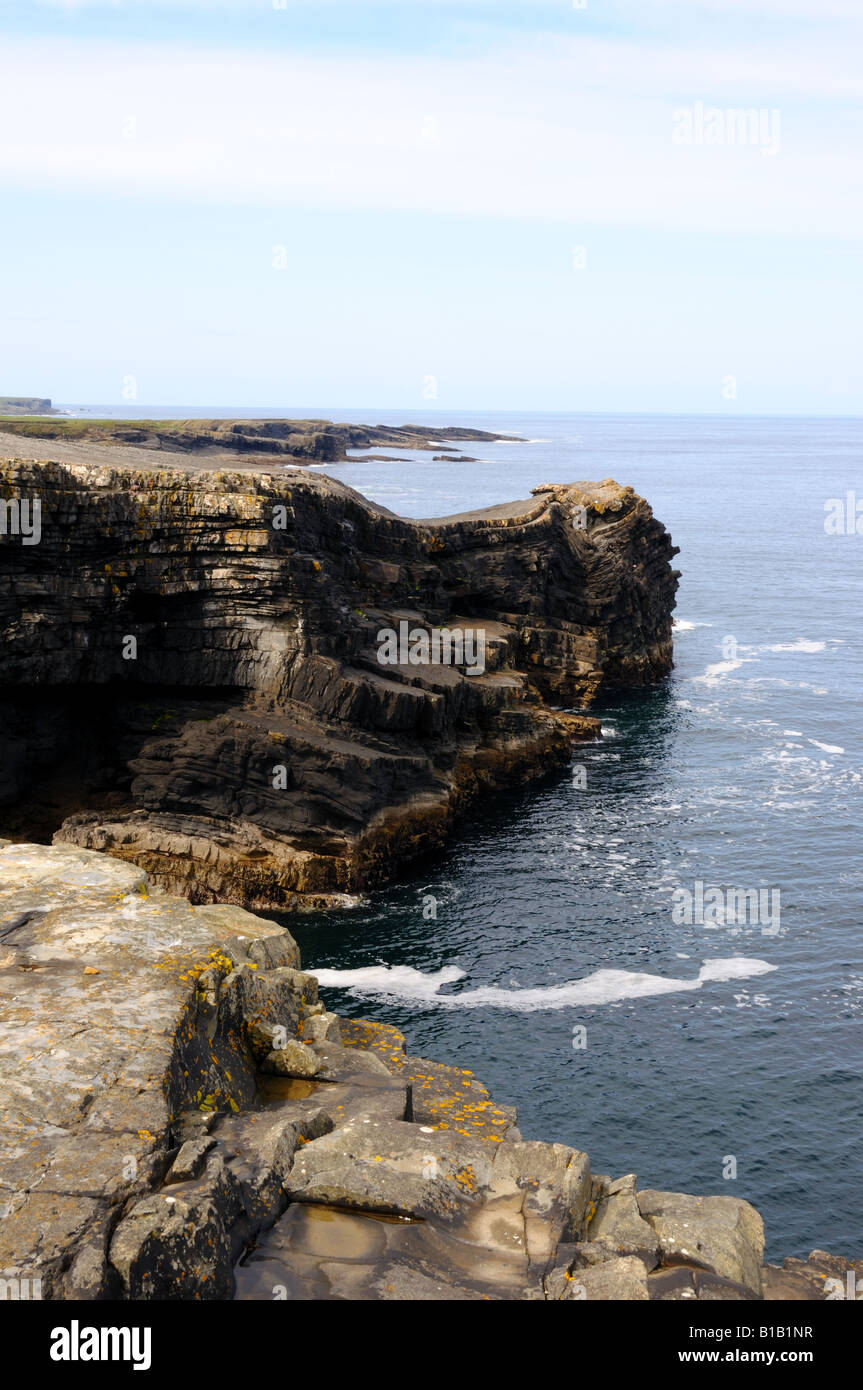 Atlantic ocean rocky formation hi-res stock photography and images - Alamy