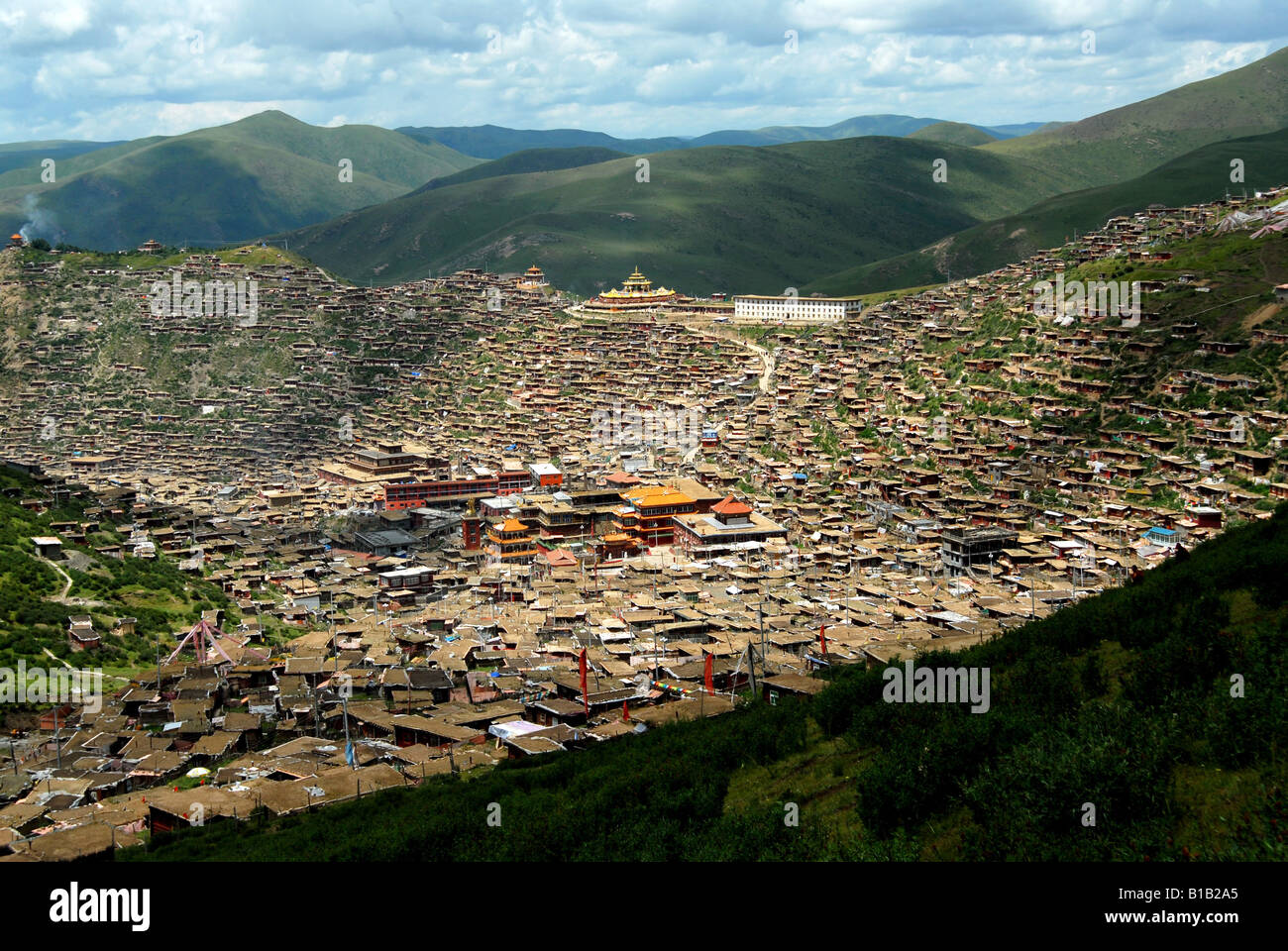 town in Tibet,China Stock Photo - Alamy