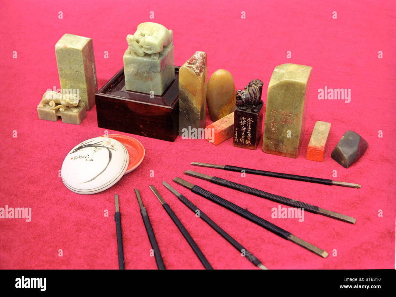 Chinese Stamp and carving tool Stock Photo - Alamy