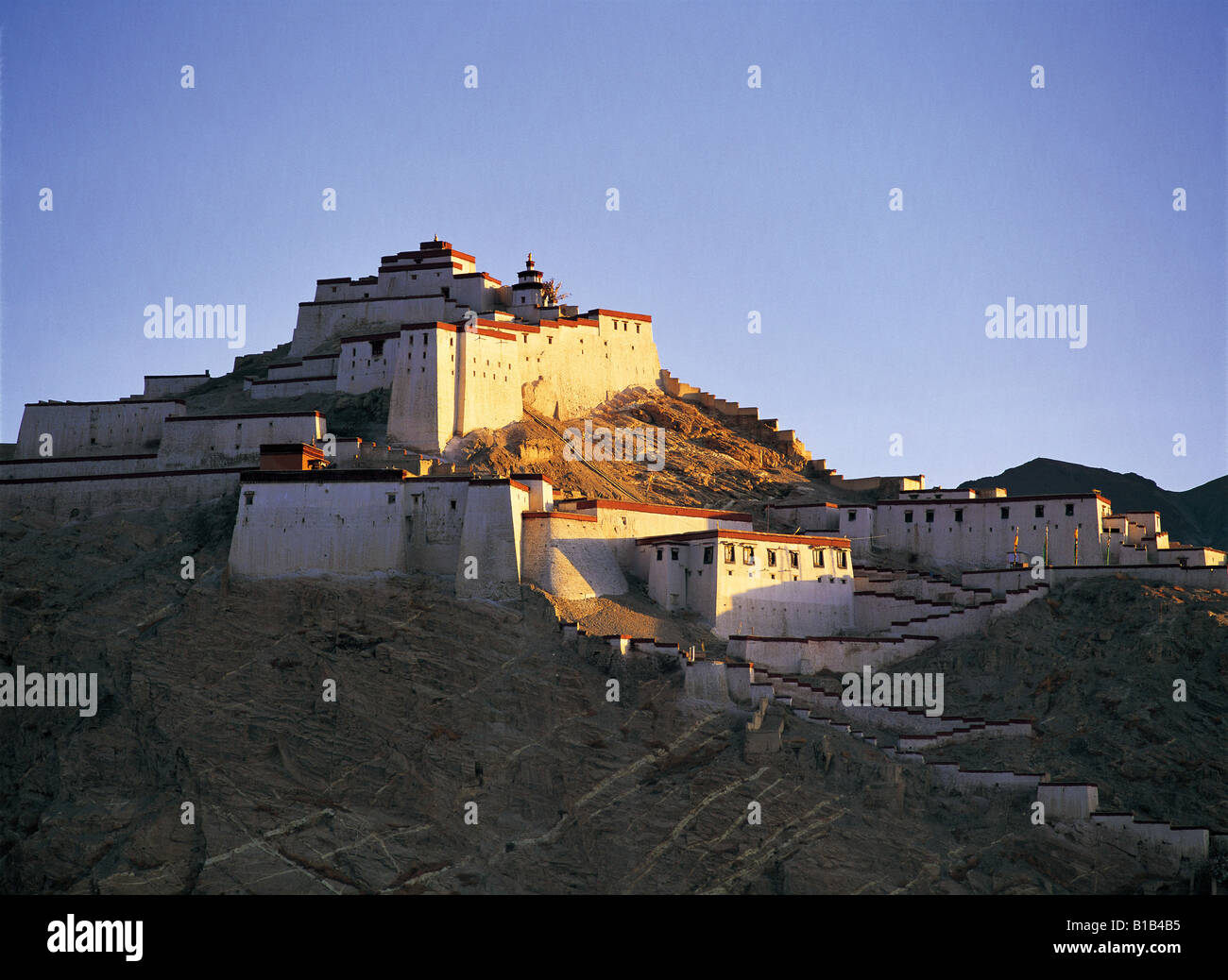Ancient castle at jiangzi hi-res stock photography and images - Alamy