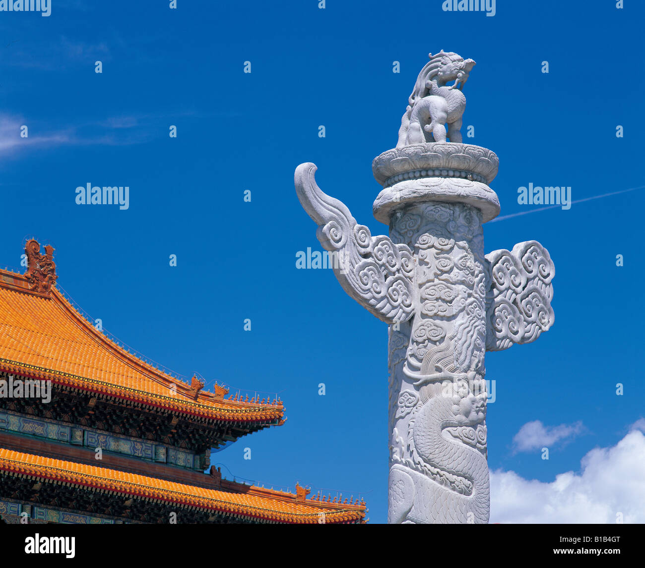 Ornamental column hi-res stock photography and images - Alamy