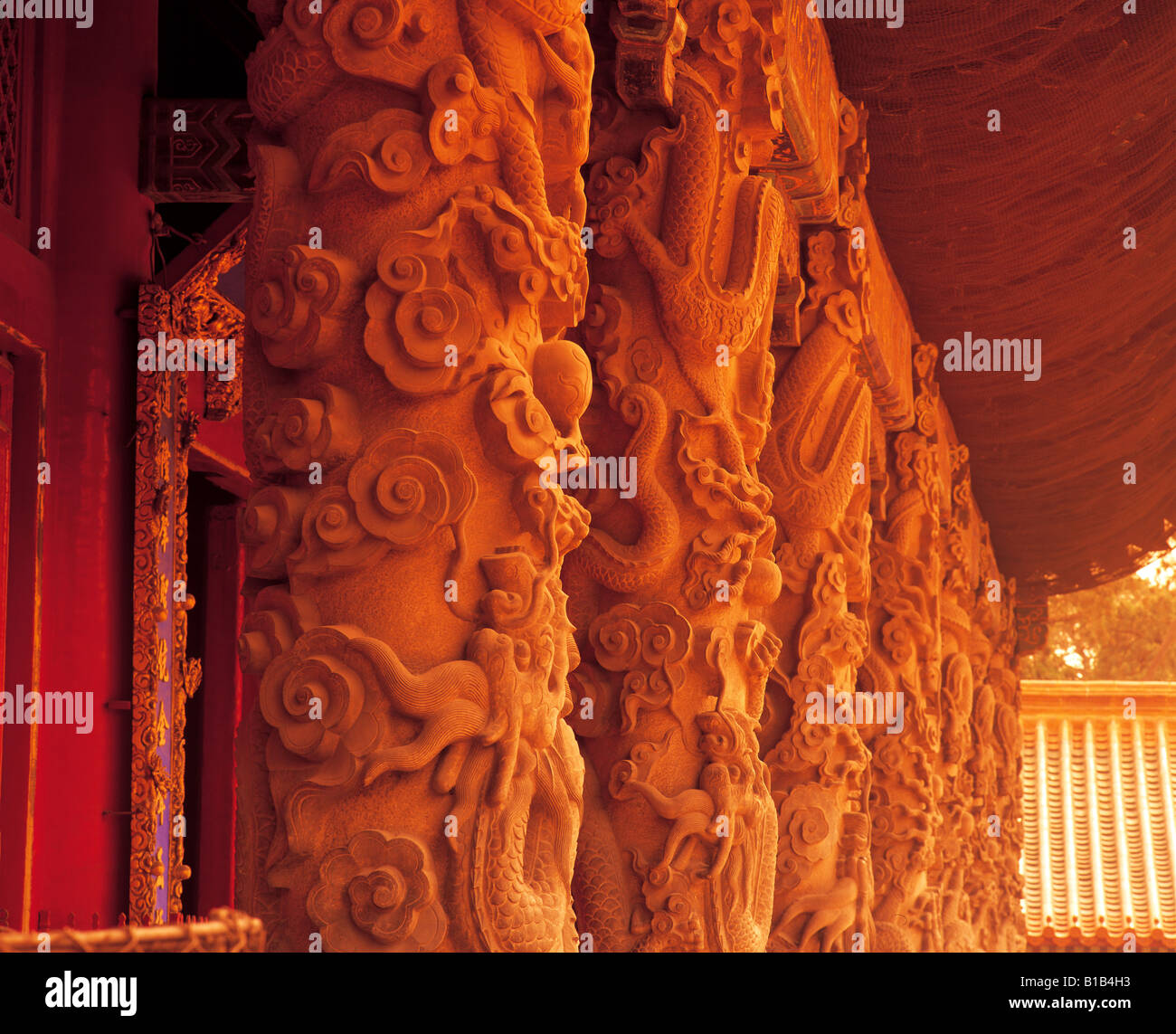 Columns of temple of confucius hi-res stock photography and images - Alamy