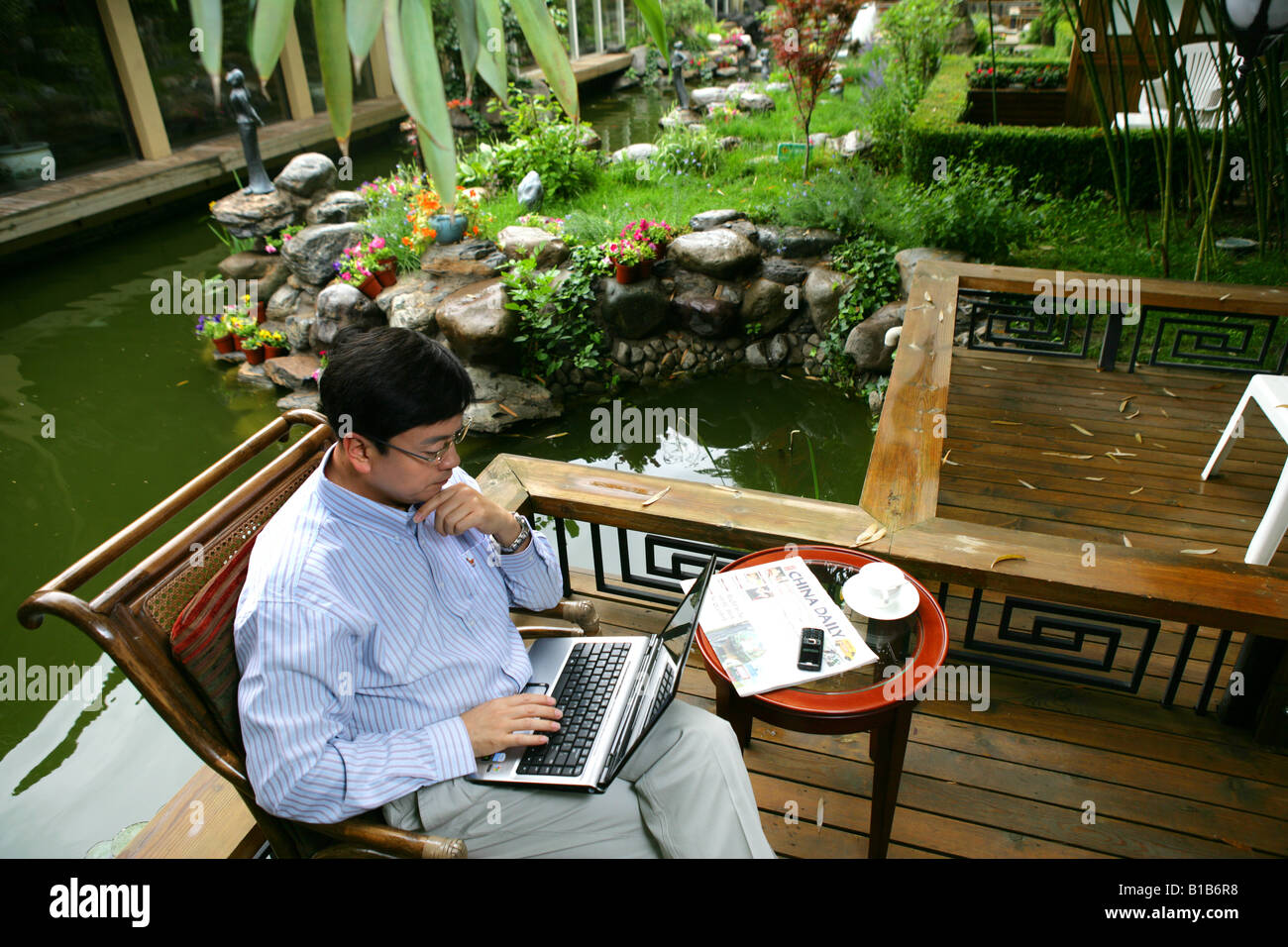 Using travel Cut Out Stock Images & Pictures - Alamy