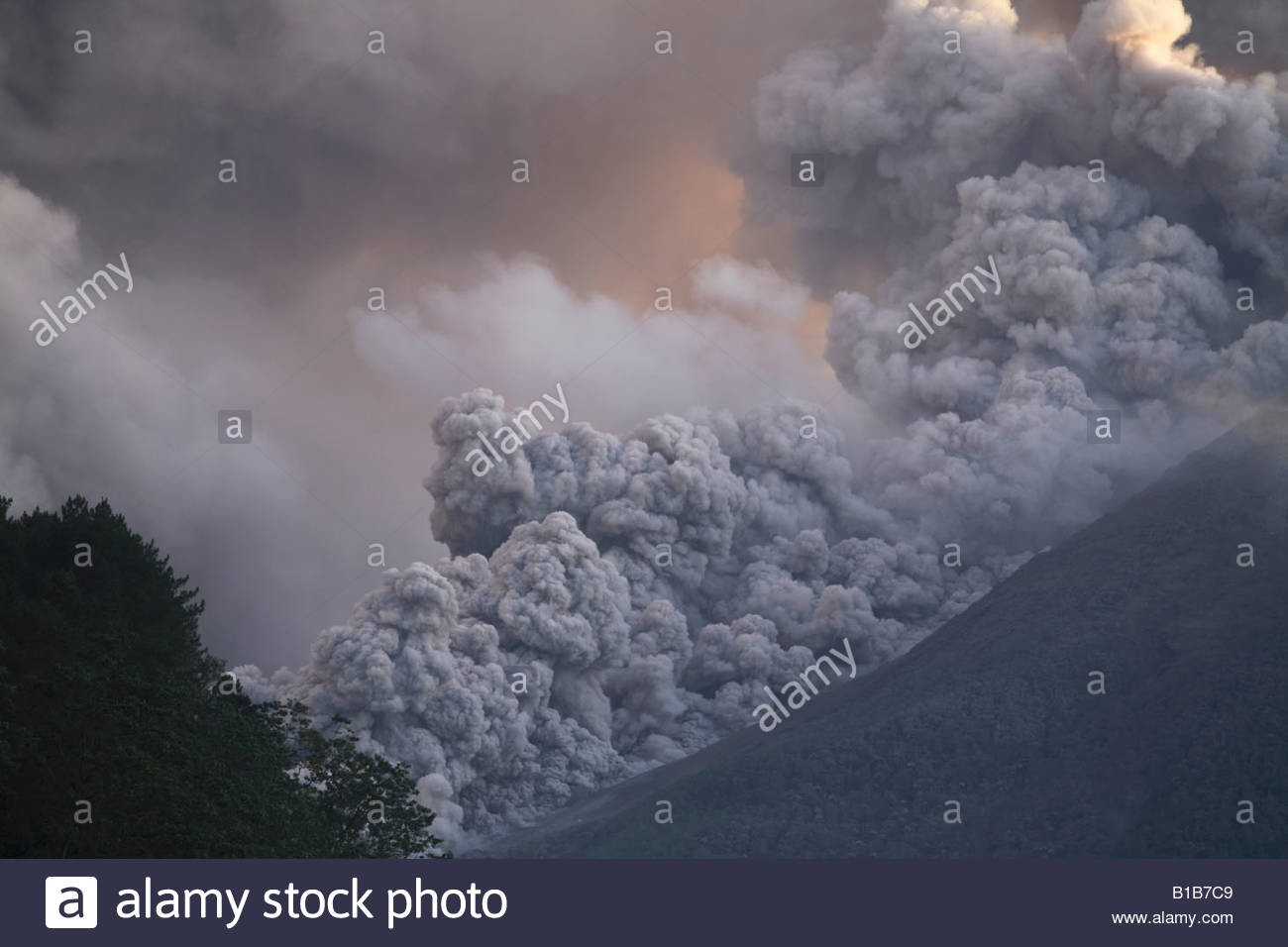 Pyroclastic Flow Stock Photos & Pyroclastic Flow Stock Images - Alamy