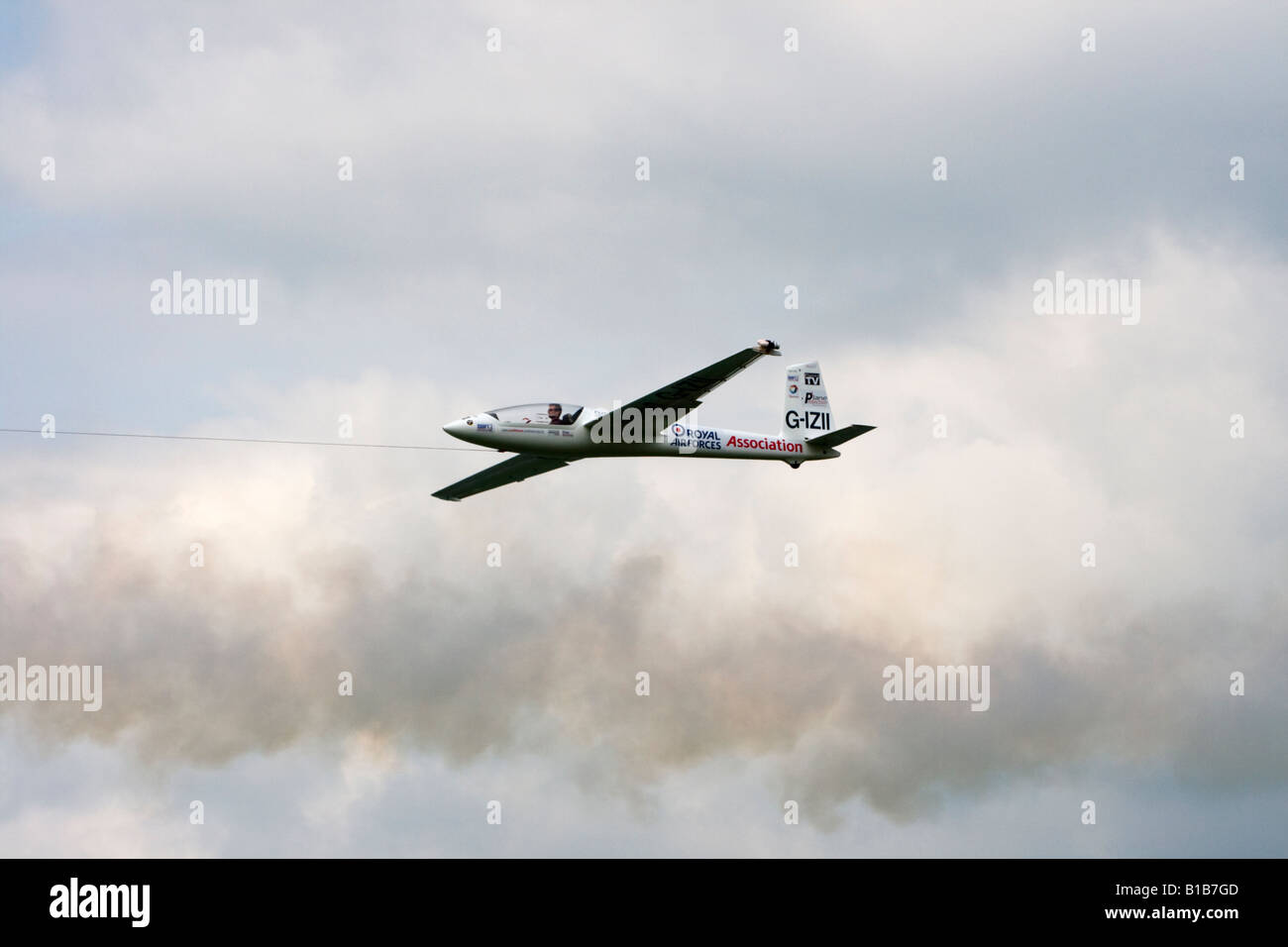 Swift glider hi-res stock photography and images - Alamy