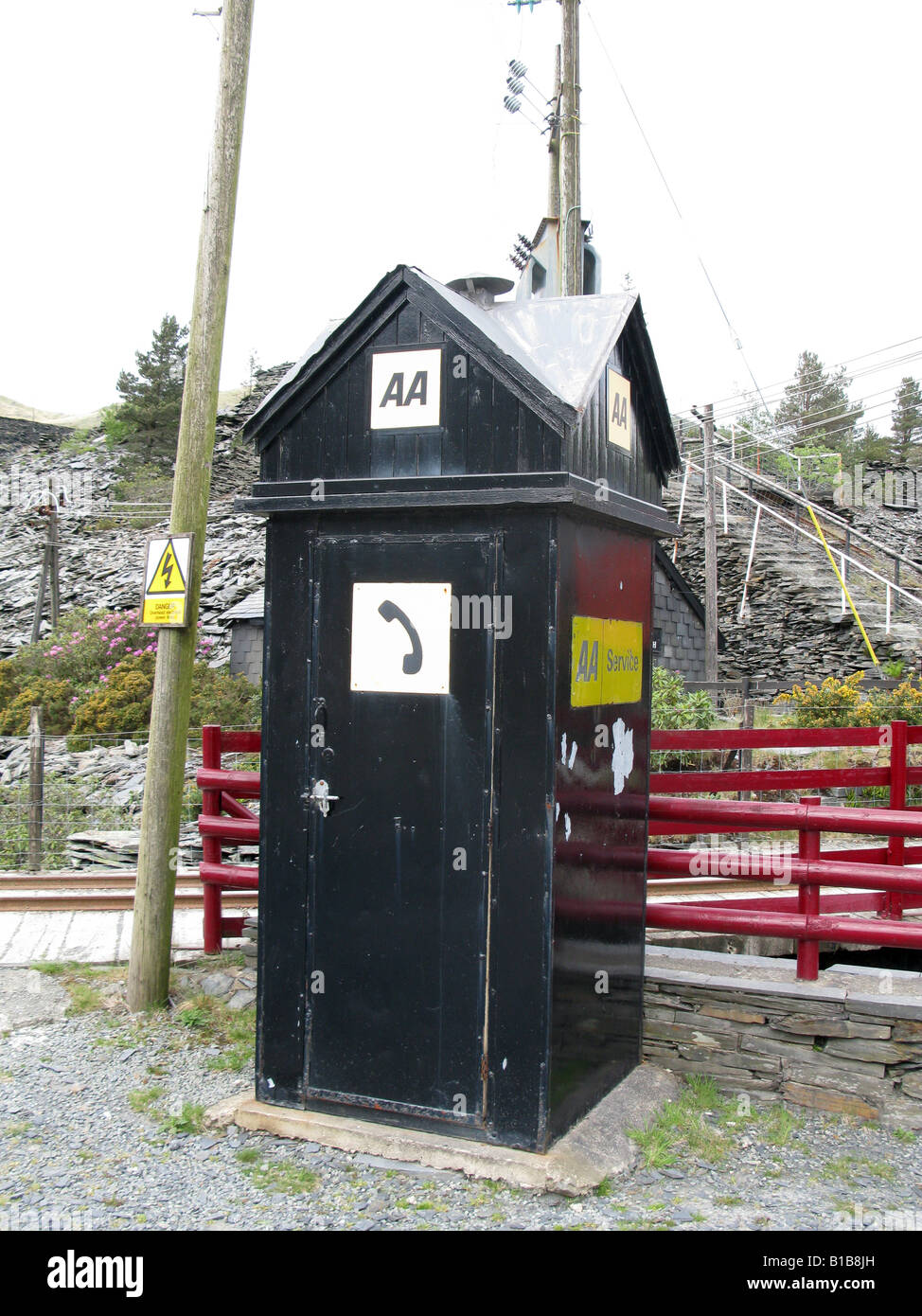 Old automobile association telephone box hi-res stock photography and ...