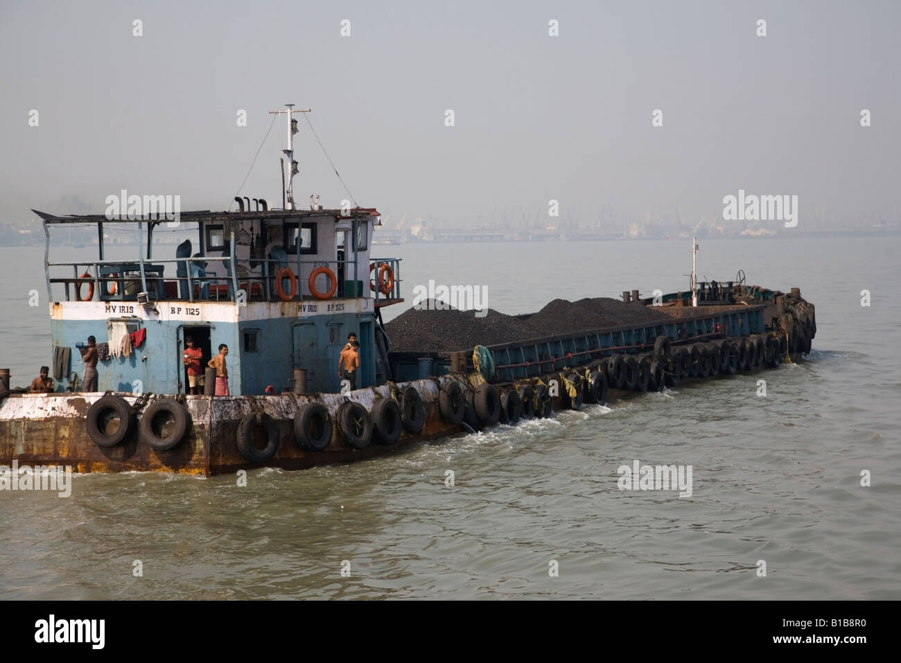 India Bombay Mumbai coal barge 2008 Stock Photo - Alamy