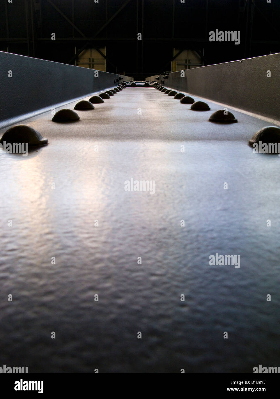 Rivets girder hi-res stock photography and images - Alamy