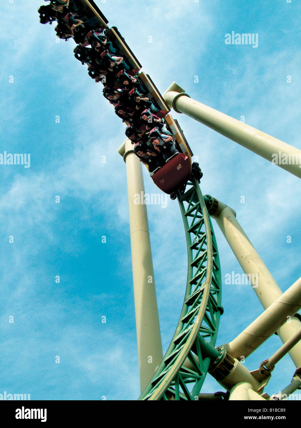 Rail track up and down hi-res stock photography and images - Alamy