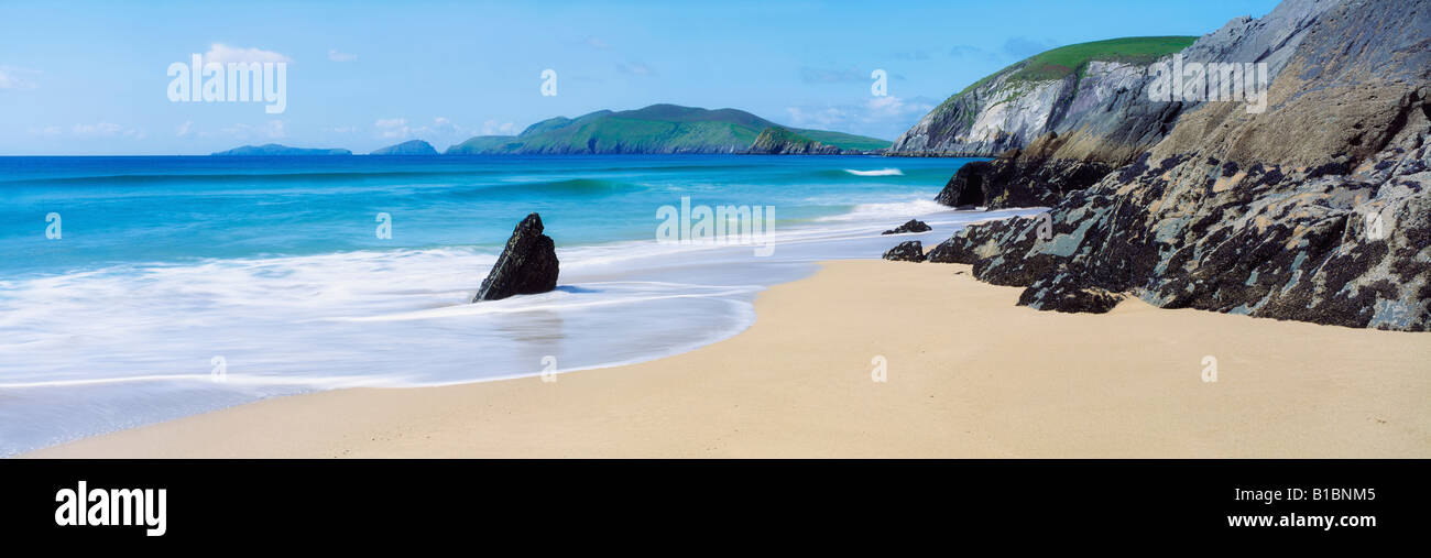 Coumeenoole Beach, Dingle Peninsula, County Kerry, Ireland Stock Photo ... Coumeenoole Beach, Dingle Peninsula, County Kerry, Ireland Stock Photo ...