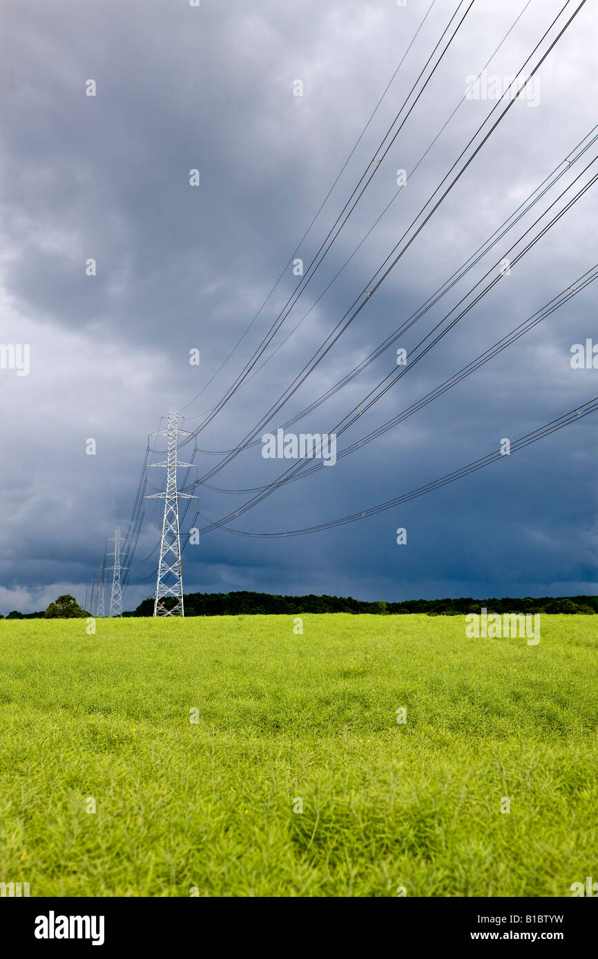 Overhead pylon hi-res stock photography and images - Alamy