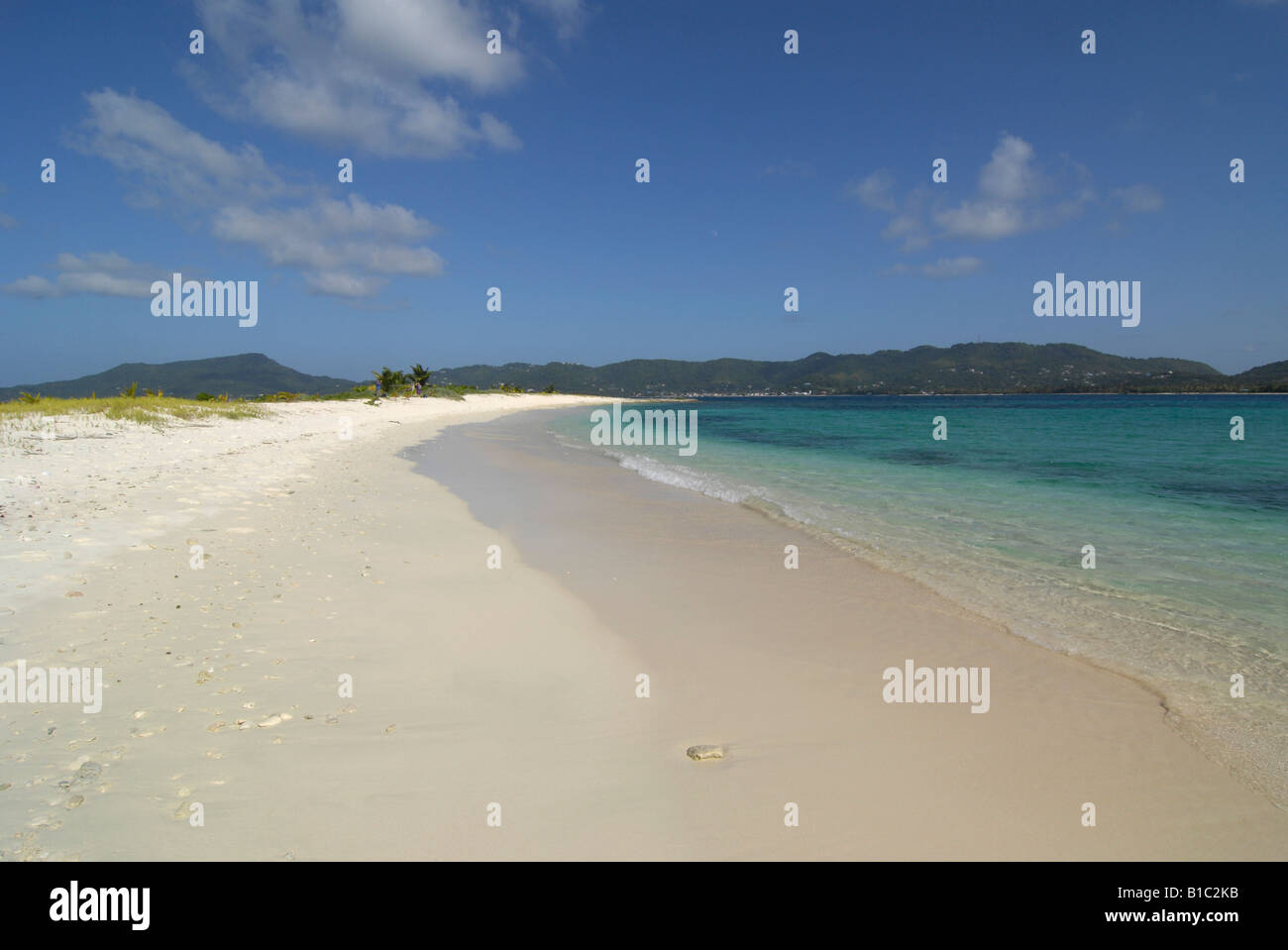 Grenada sandy island sandy island hi-res stock photography and images ...