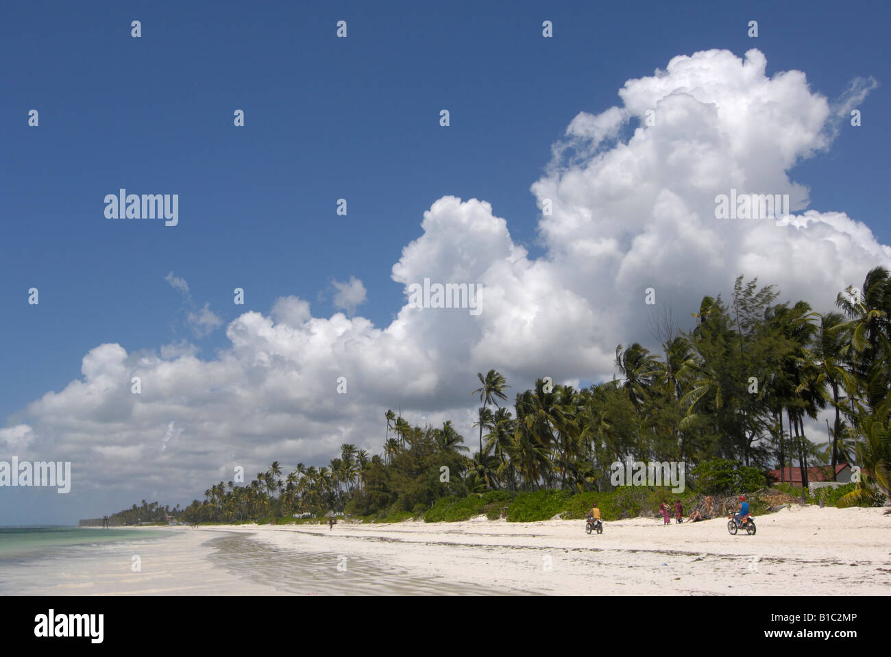Zanzibar tanzania bwejuu hi-res stock photography and images - Alamy