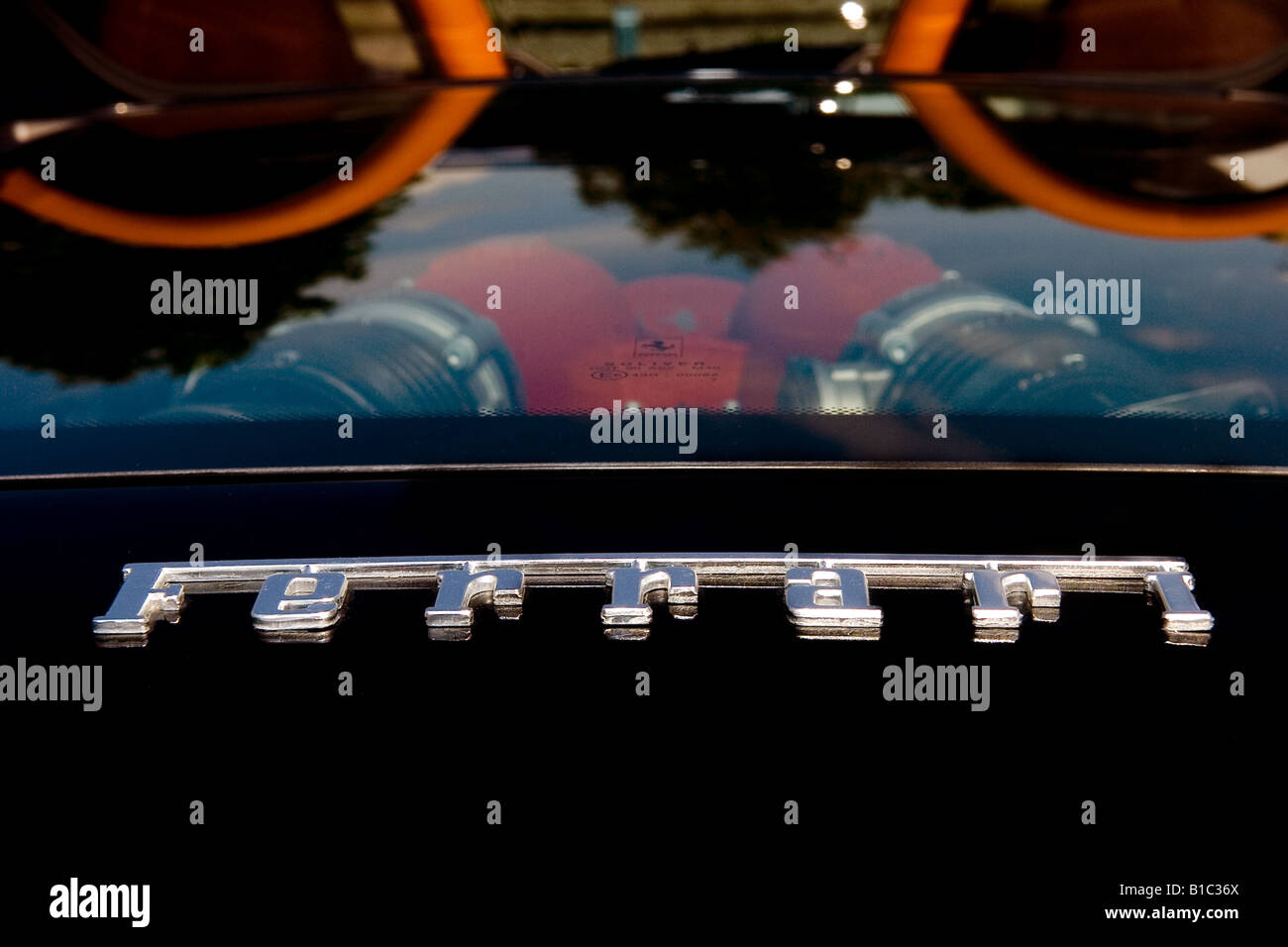 Engine cover hi-res stock photography and images - Alamy