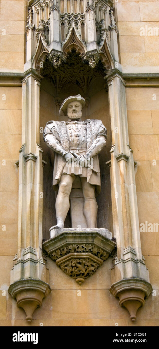 Statue of Henry VIII King's College Cambridge England UK Stock Photo ...