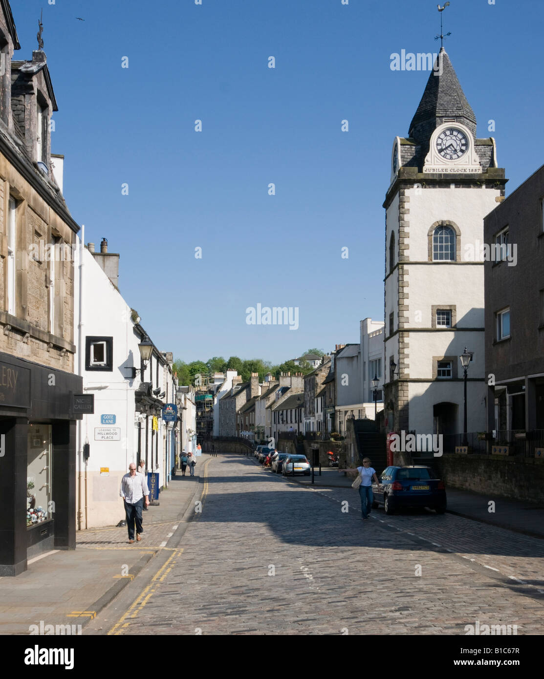 Street view queensferry edinburgh hi-res stock photography and images ...