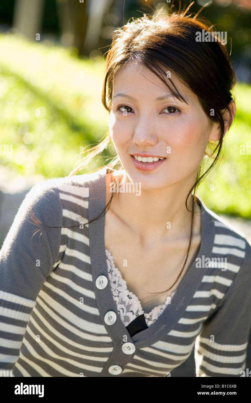 Portrait of mid adult woman smiling Stock Photo - Alamy