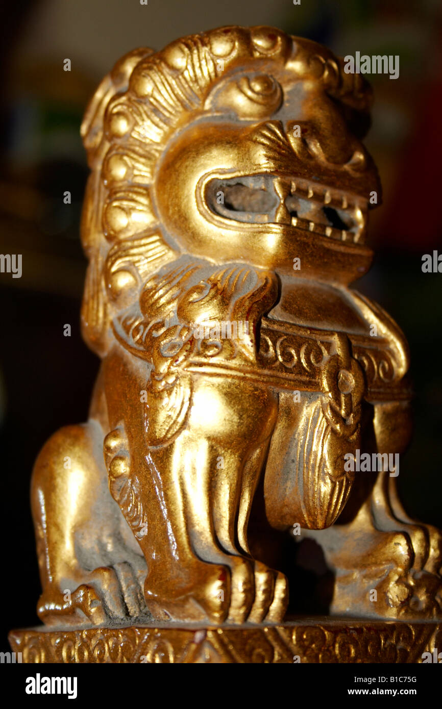 Golden Lion Statue , City Temple , Shanghai , China Stock Photo - Alamy