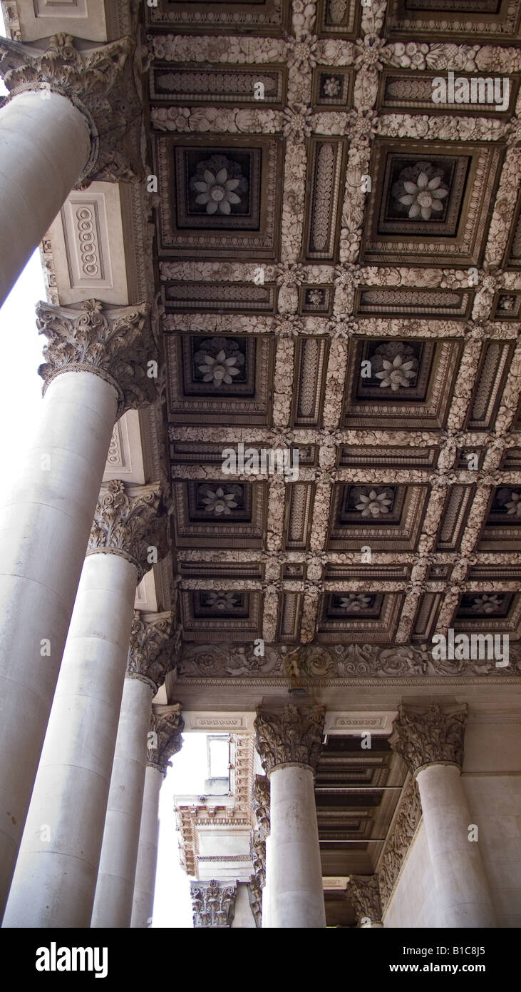 Fitzwilliam entrance hi-res stock photography and images - Alamy