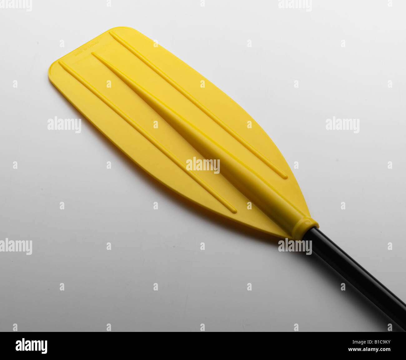 oar move boat raft row emergency push boost thole Stock Photo - Alamy