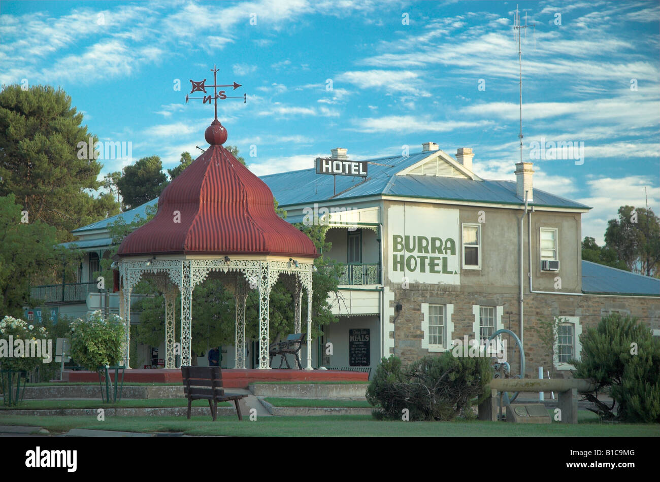 The Burra Hotel and Market Square Rotunda, Burra, South Australia Stock ...