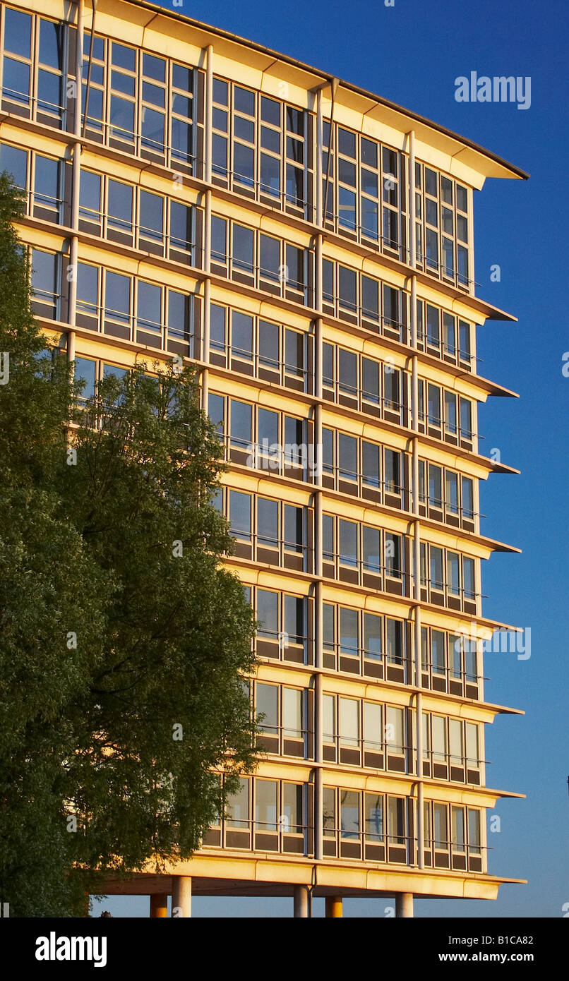 facade of a modern bureau building Stock Photo - Alamy