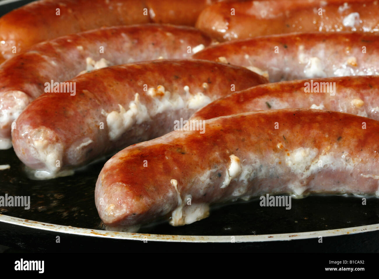 Fat pan fried sausages hi-res stock photography and images - Alamy