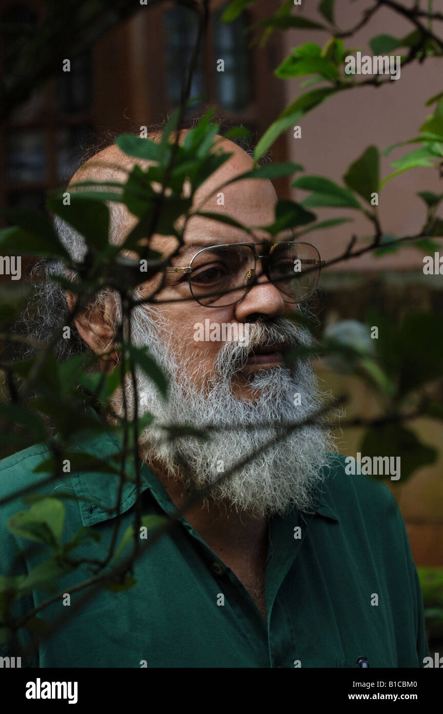 portrait of a beard man Stock Photo - Alamy