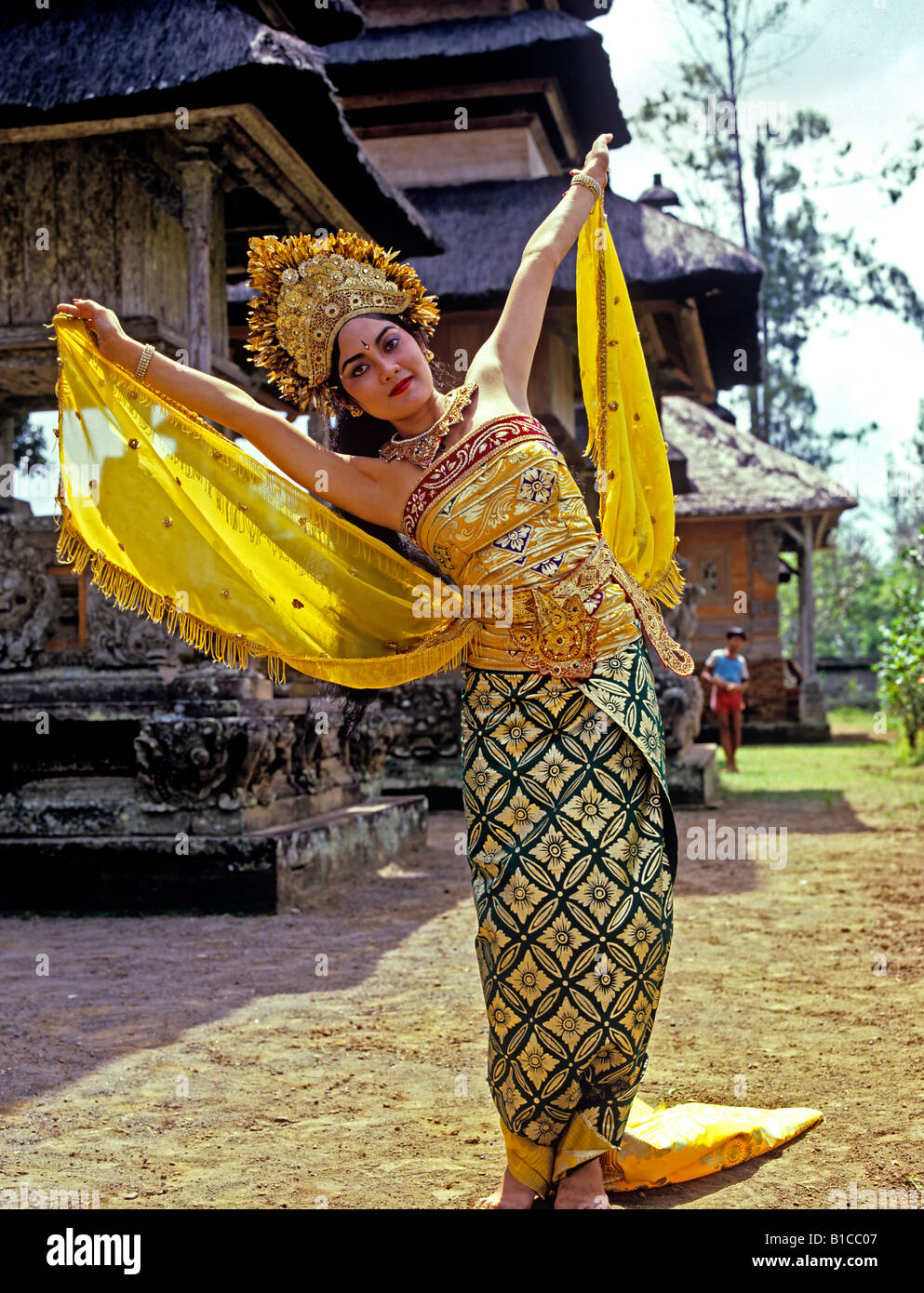 Classical dancer 0679 Hindu Dharma Bali Indonesia Stock Photo - Alamy