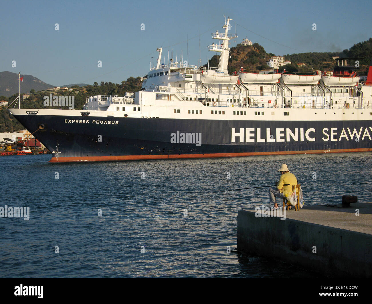 Hellenic Seaways ferry anchoring in the harbour of Karlovassi on the north coat of the island of ...