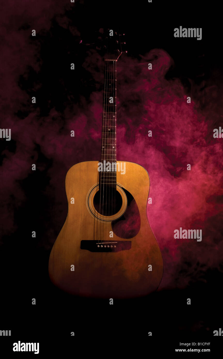 Acoustic performance in pub hi-res stock photography and images - Alamy