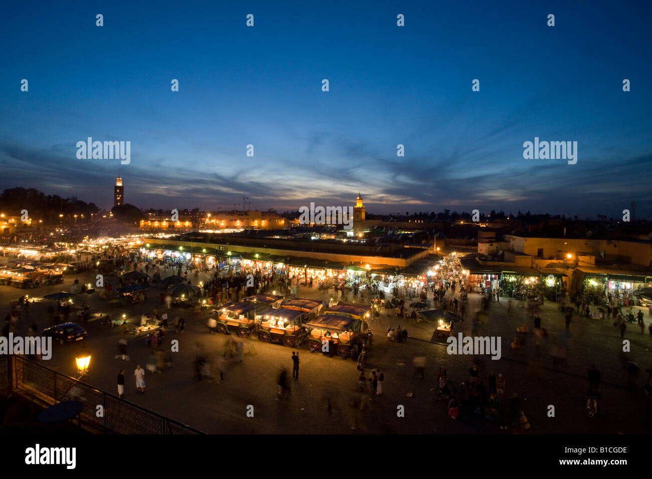 Marrakesh medina night hi-res stock photography and images - Alamy
