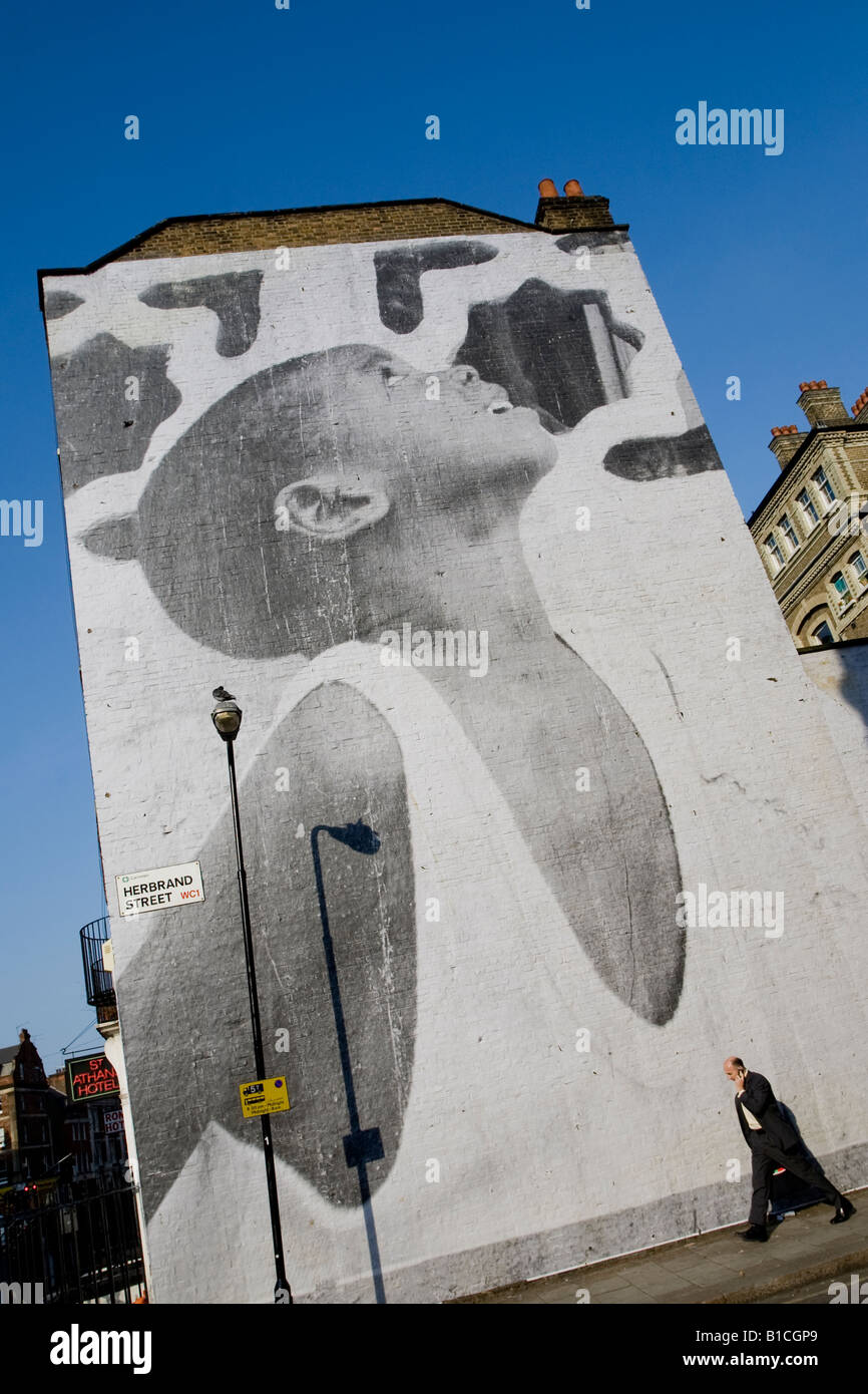 Mural graffiti hi-res stock photography and images - Alamy