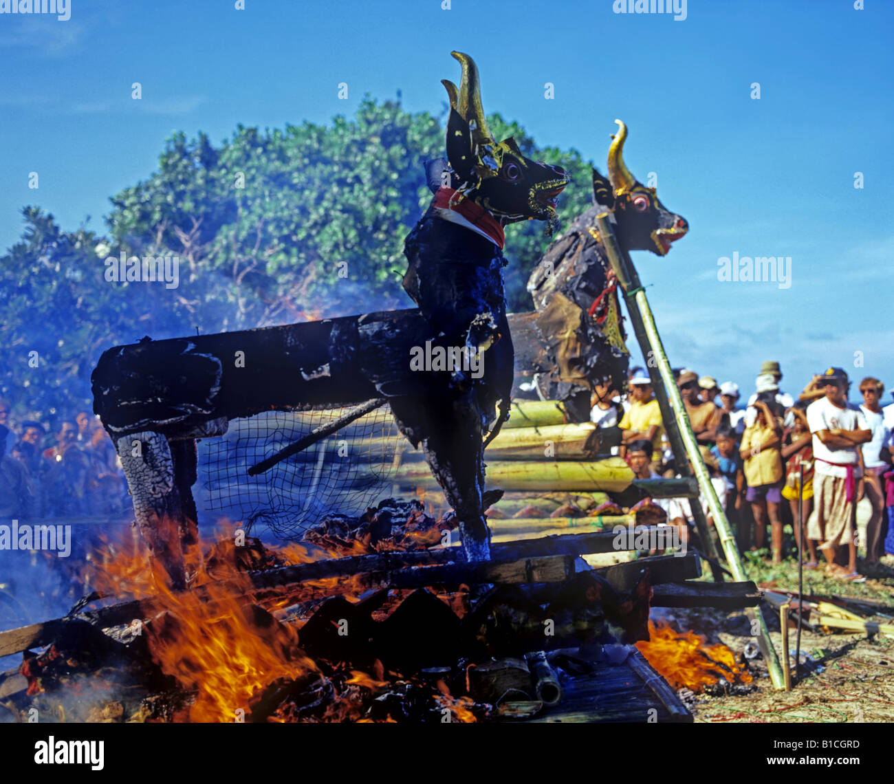 Bali cremation hi-res stock photography and images - Alamy