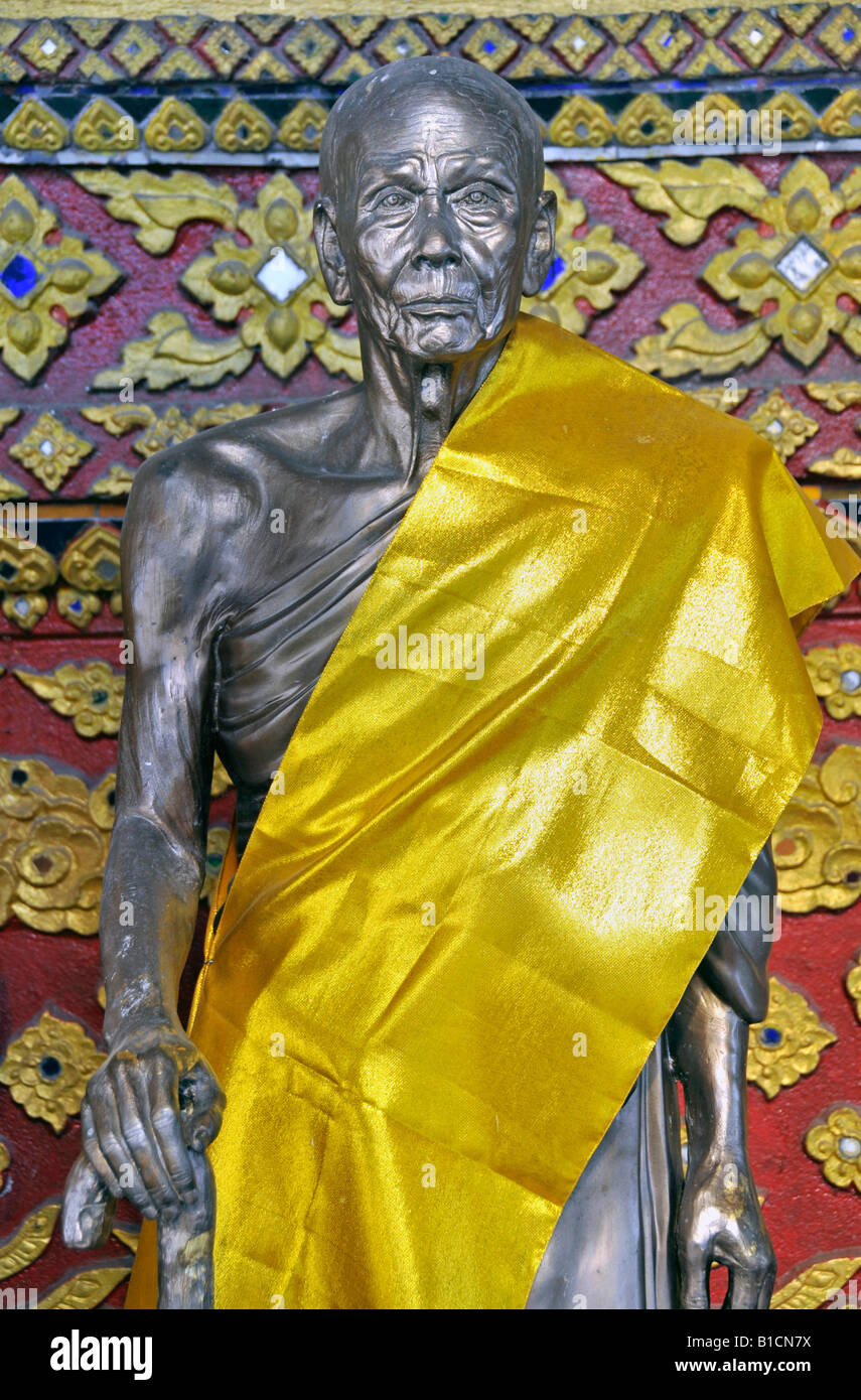 Monk luang phaw to hi-res stock photography and images - Alamy