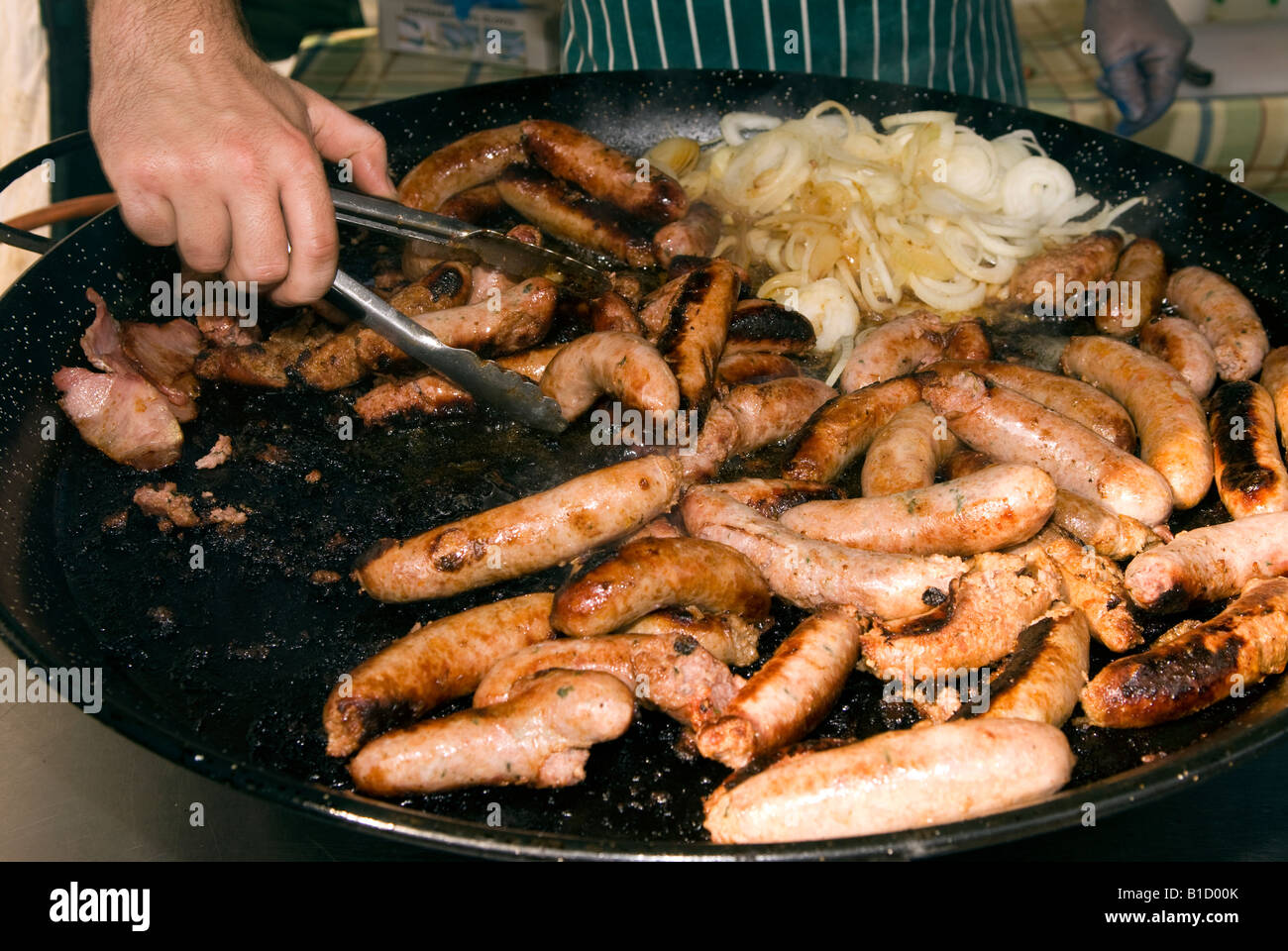 Farmers hands uk hi-res stock photography and images - Alamy