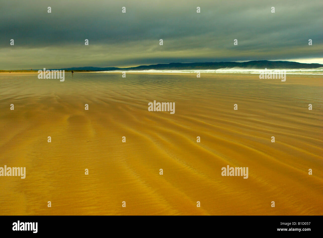 Benone strand limavady hi-res stock photography and images - Alamy