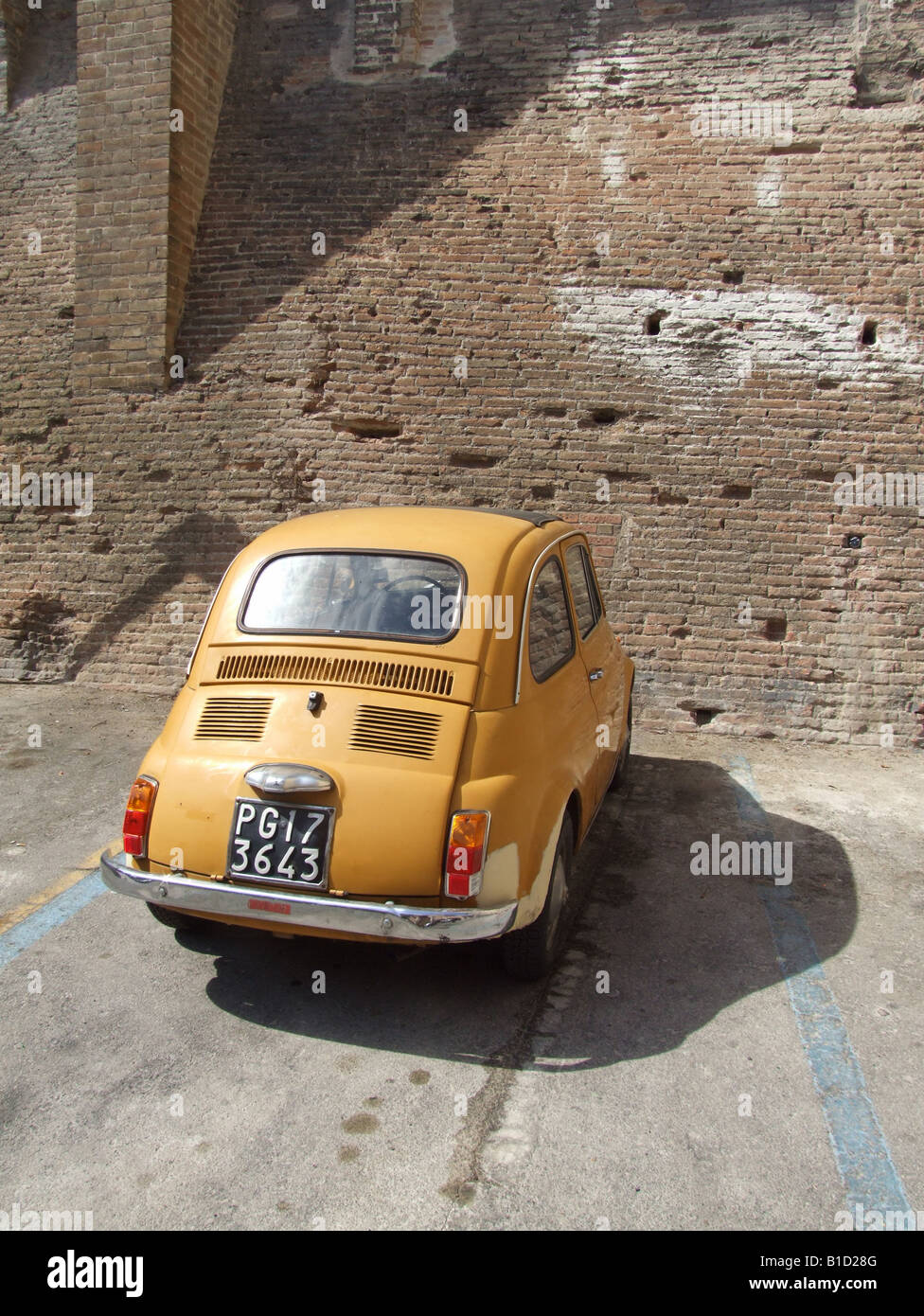 old fiat 500 car in street in perugia, umbria Stock Photo - Alamy