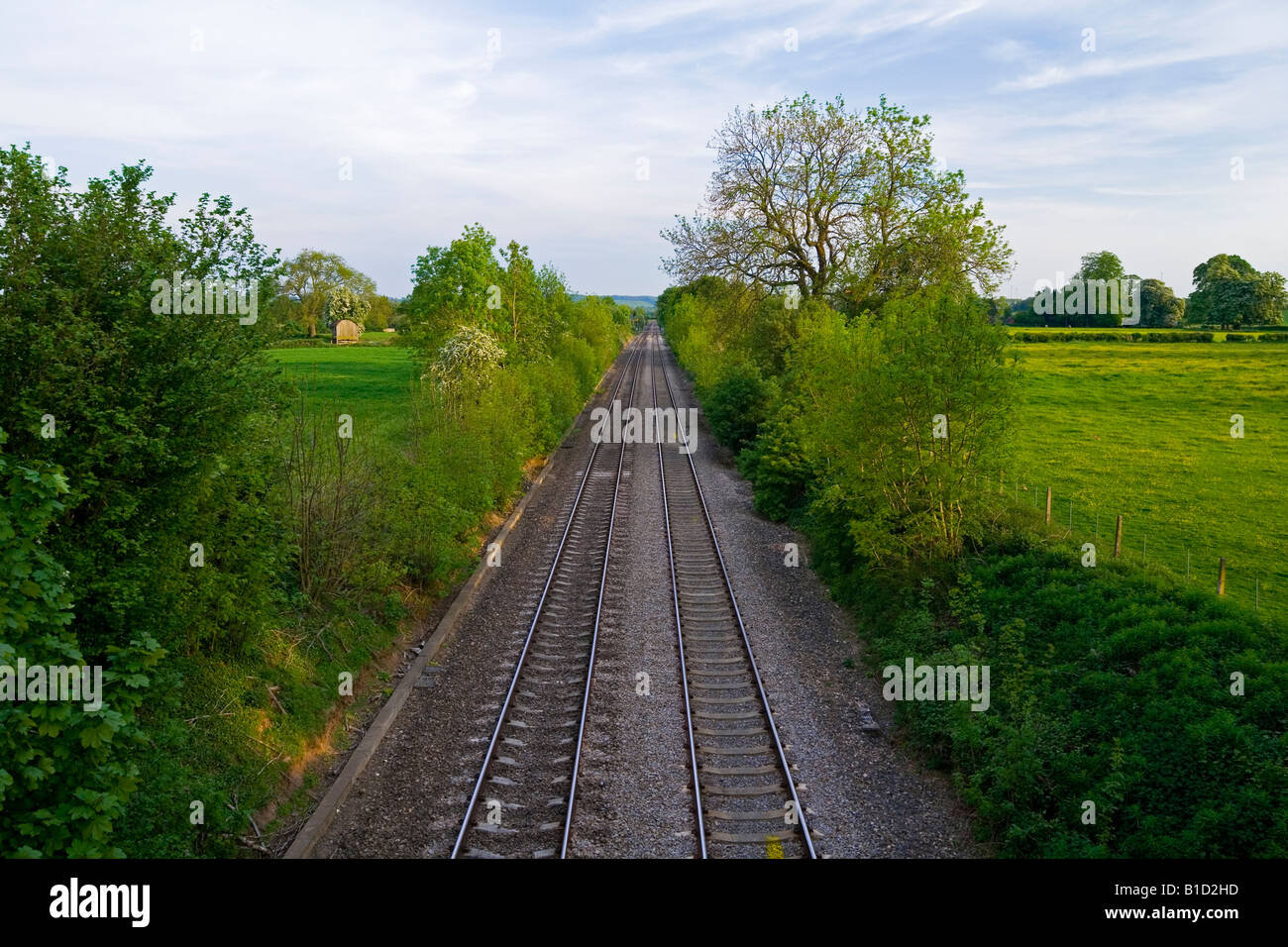Deserted railway track tracks hi-res stock photography and images - Alamy
