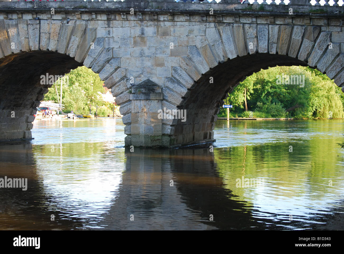 Maidenhead bridge river hi-res stock photography and images - Alamy