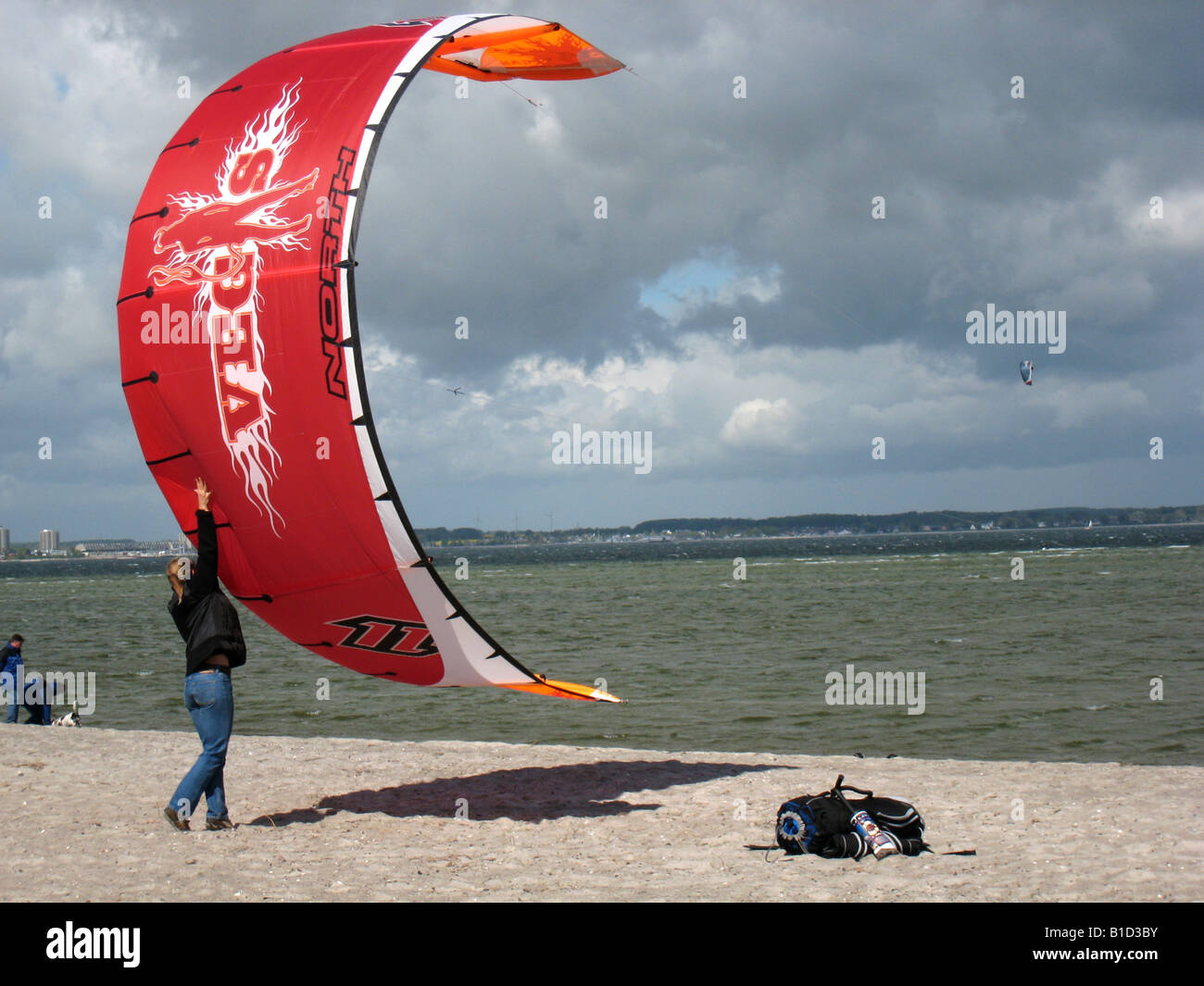Launch kite hi-res stock photography and images - Alamy