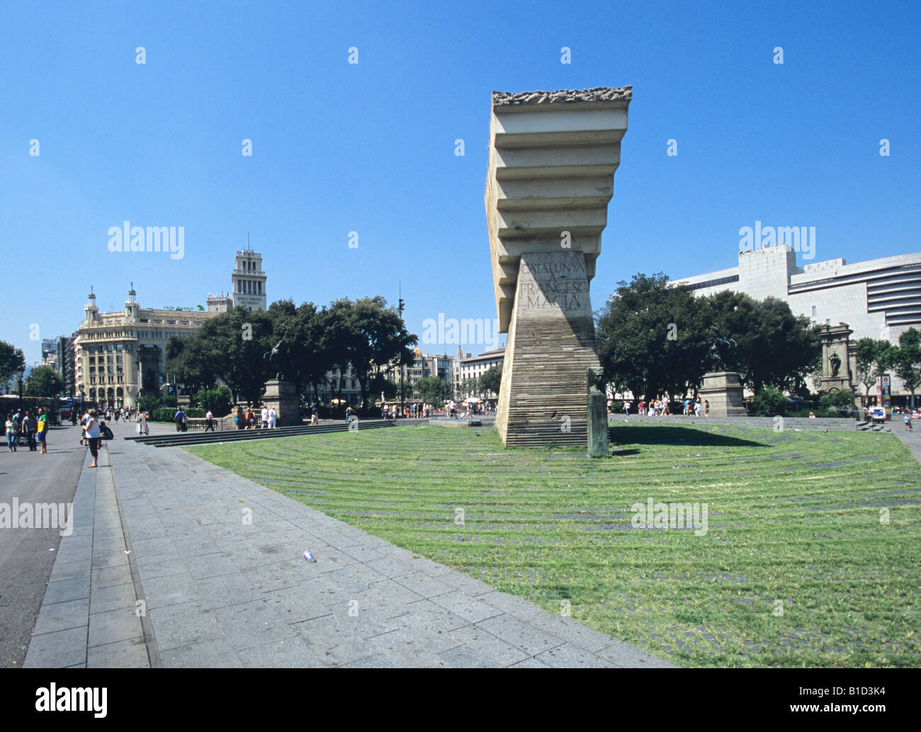 Plaza de catalunya barcelona spain hi-res stock photography and images ...