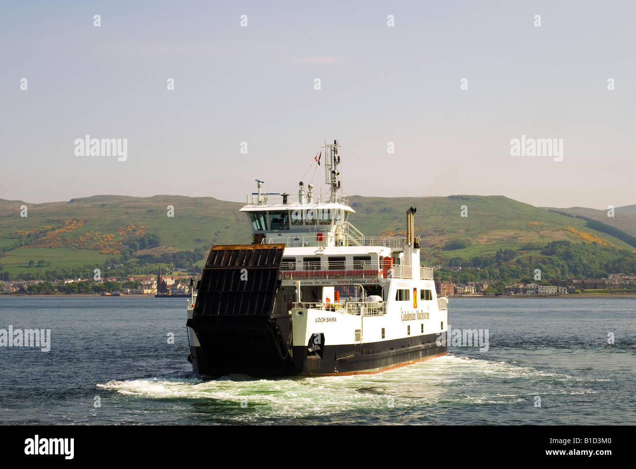 The ferry Loch Alainn arriving at the isle of Great Cumbrae from Largs ...