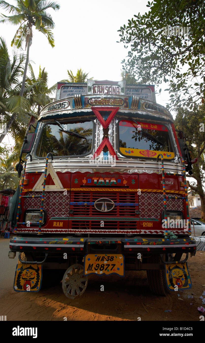 Indian bus hi-res stock photography and images - Alamy