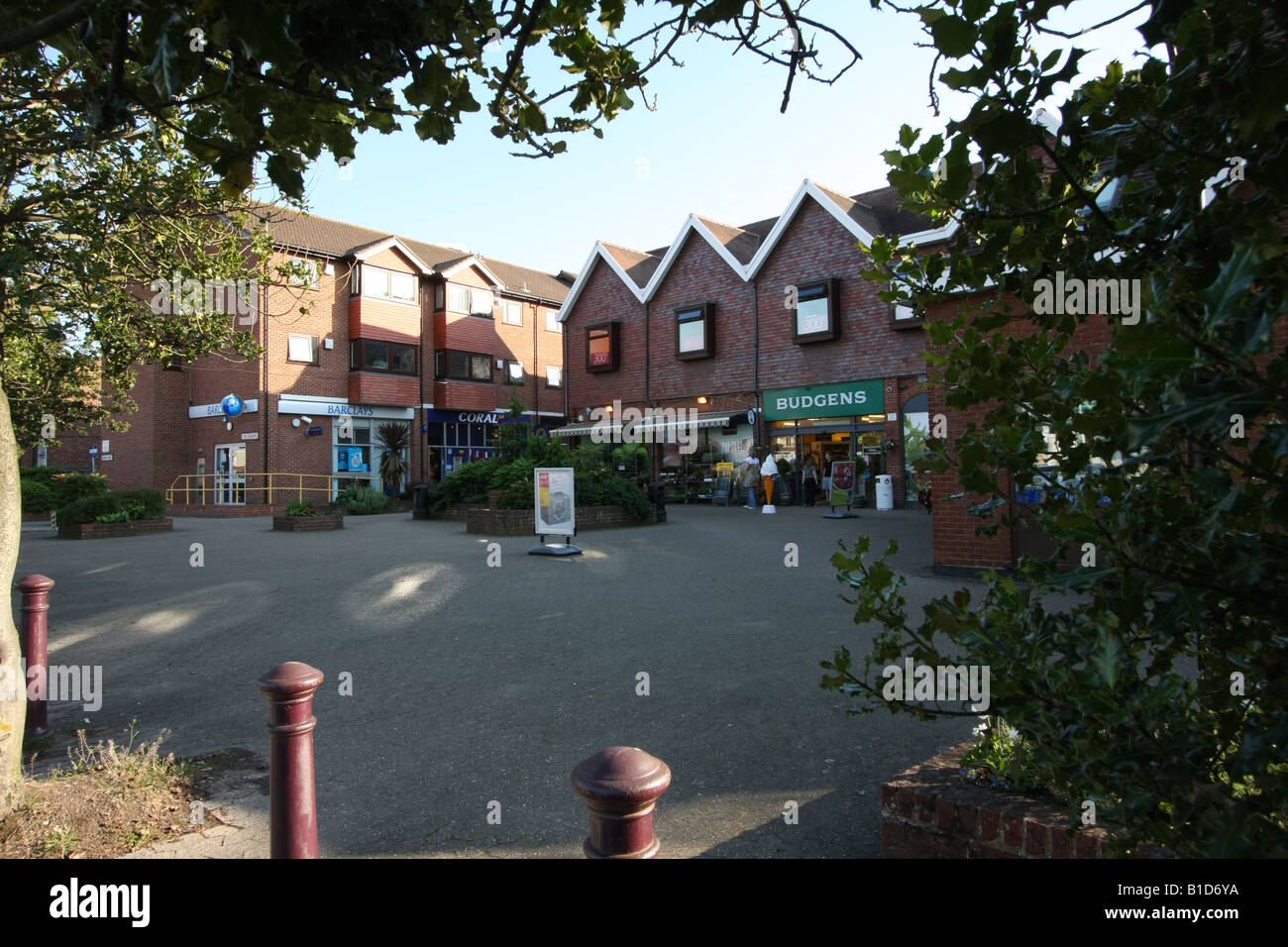 Lightwater Village Surrey Stock Photo - Alamy