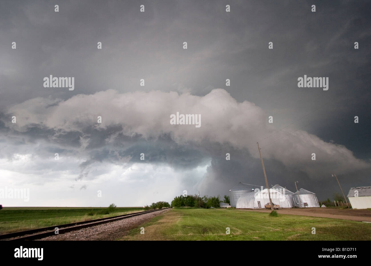 Supercell clouds hi-res stock photography and images - Alamy
