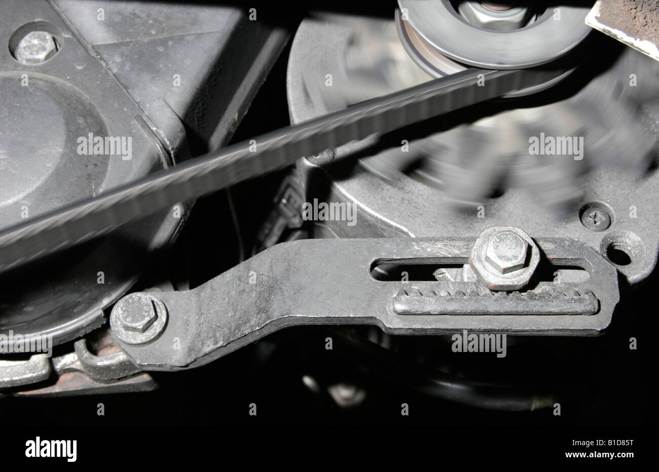 Alternator belt hi-res stock photography and images - Alamy