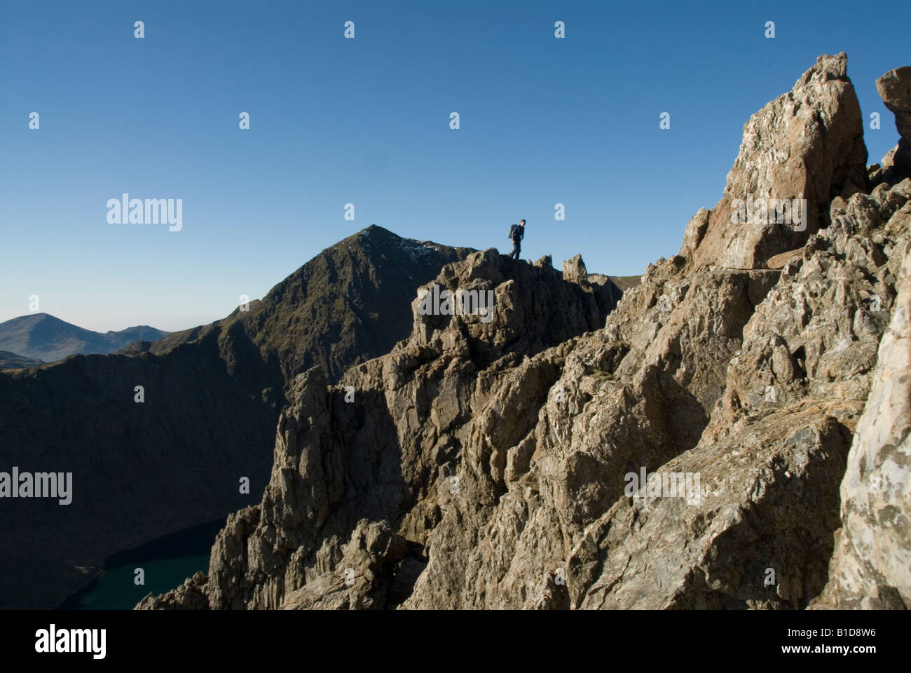 Climbing on crib goch snowdonia hi-res stock photography and images - Alamy