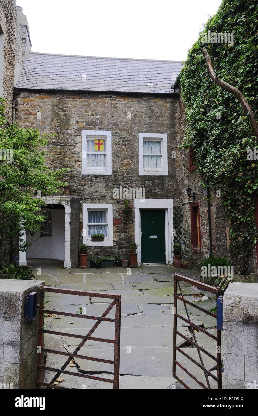 An old stone house in Kirkwall, the capital of the Orkney Islands ...